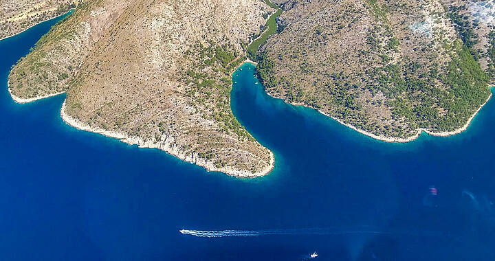 Helicopter transfers and tours for Capri and surroundin area